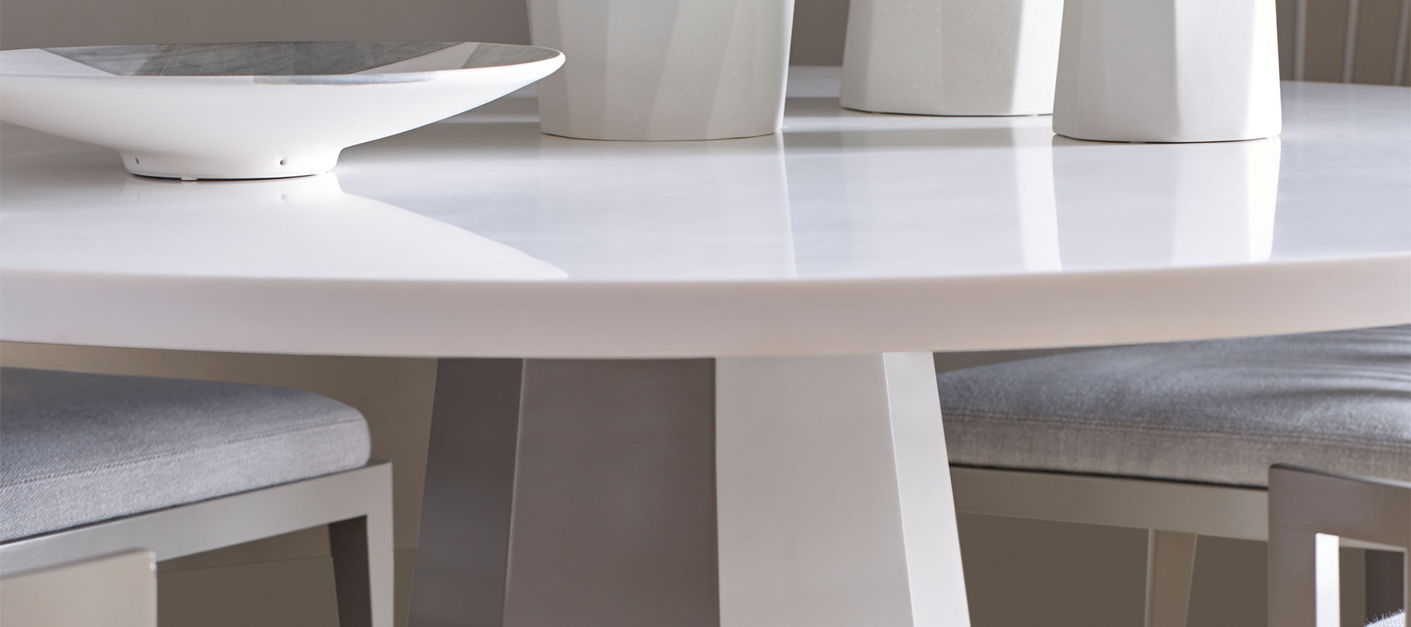 Bowen Dining Table-by Barbara Barry-MCA1037 | Baker-McGuire Furniture