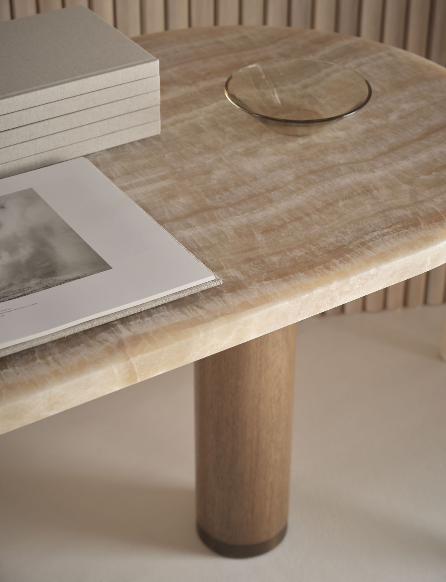 Palermo Desk-by Barbara Barry-BAA5687 | Baker-McGuire